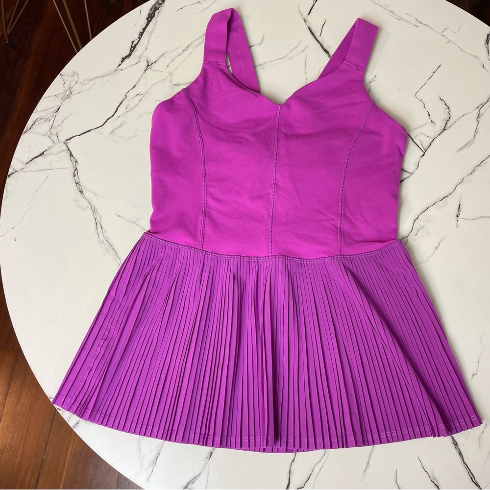 Lululemon Ruffled Bottom Tank - Gem